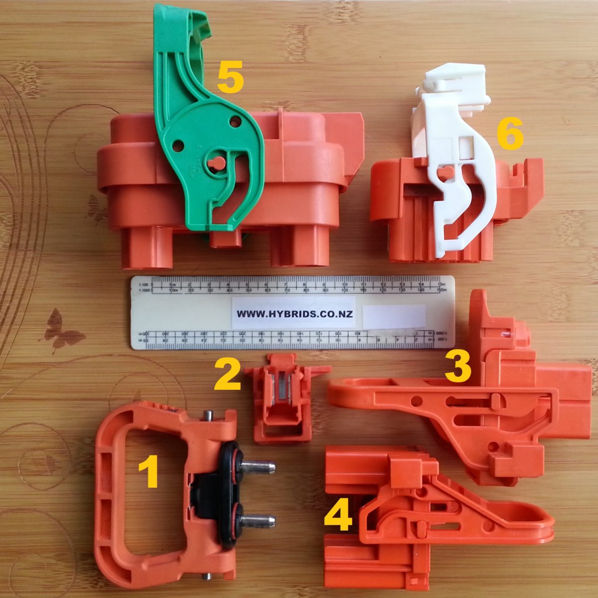 Service Plugs - HYBRIDS